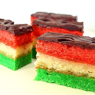 Italian Tri-Color Rainbow Cookies {Vegan} - TheVegLife
