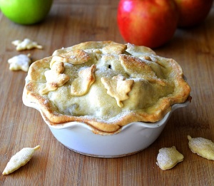 Easy as Apple Pot Pie {Vegan} - TheVegLife