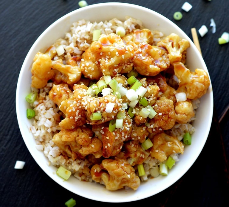 Baked Sticky Sesame Cauliflower {Vegan} - TheVegLife