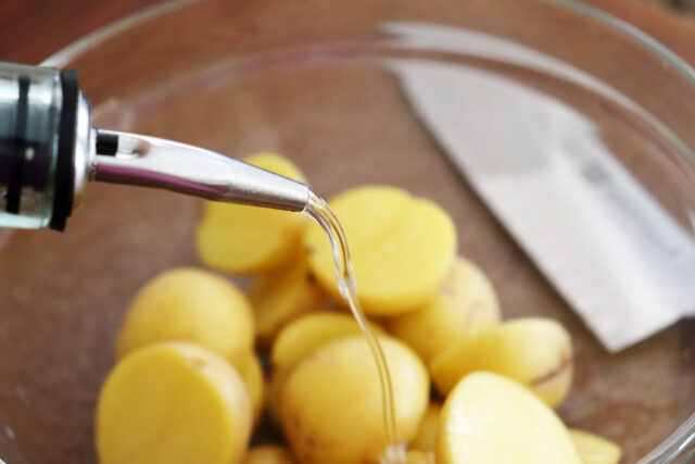 Oven Roasted Baby Dutch Potatoes Recipe - TheVegLife